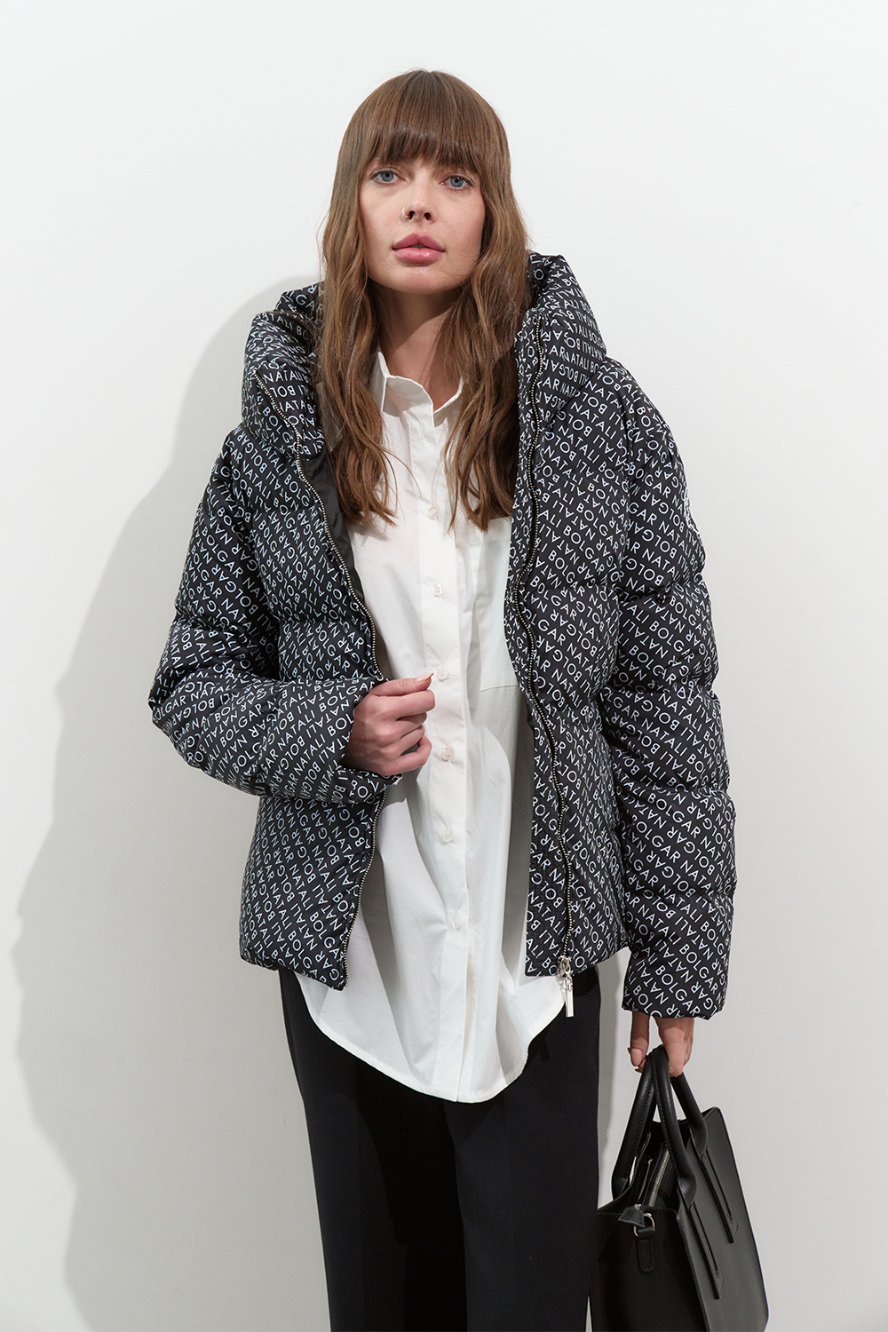 Чорний пуховик з авторським принтом "Natali Bolgar" | Natali Bolgar